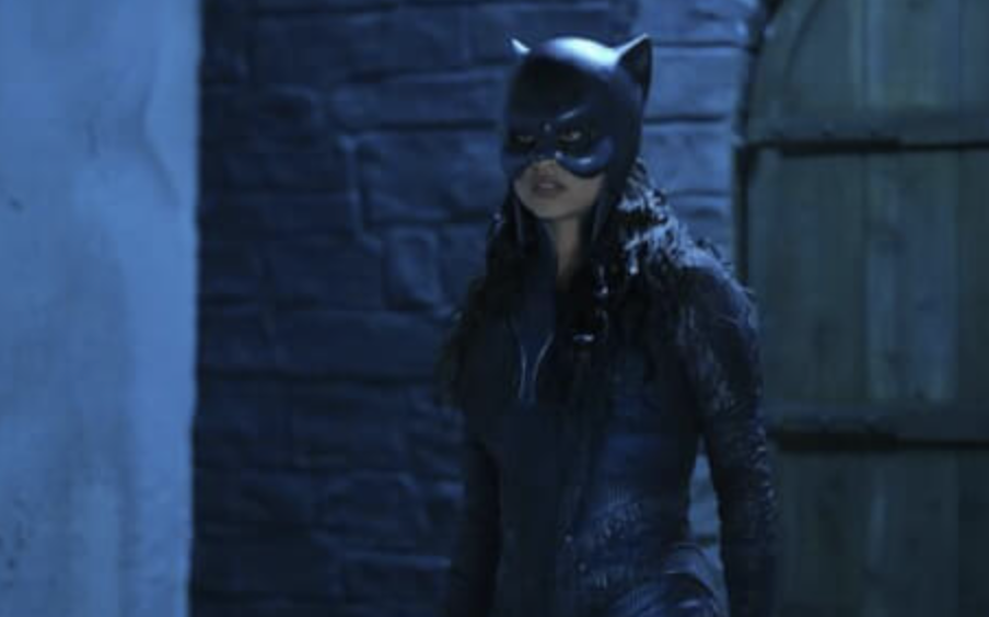 Stargirl’s Yvette Monreal on Yolanda Leaving The JSA. - AfterBuzz TV