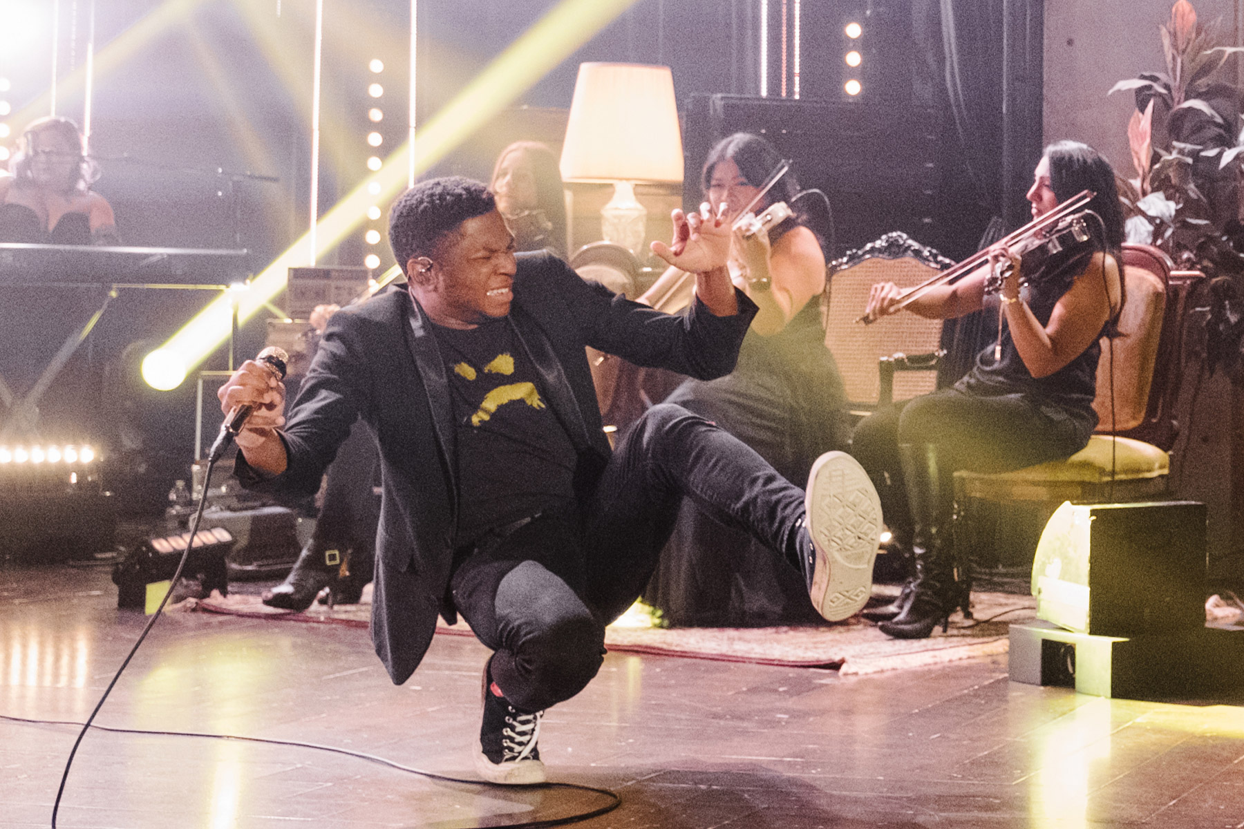 12 Underrated Black Singers You NEED to Add to Your Playlists ...