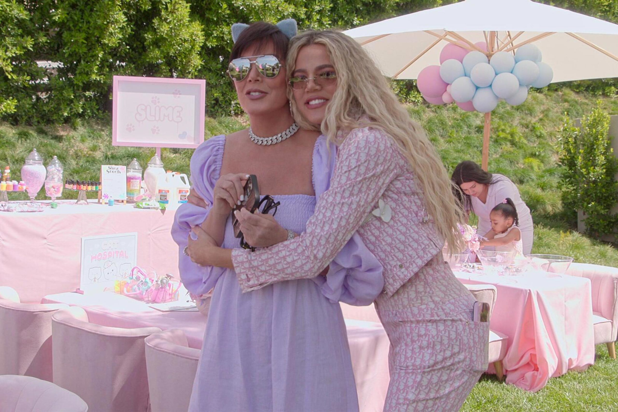 Favorite Kardashian Jenner Sibling Dynamics Over The Years - AfterBuzz TV