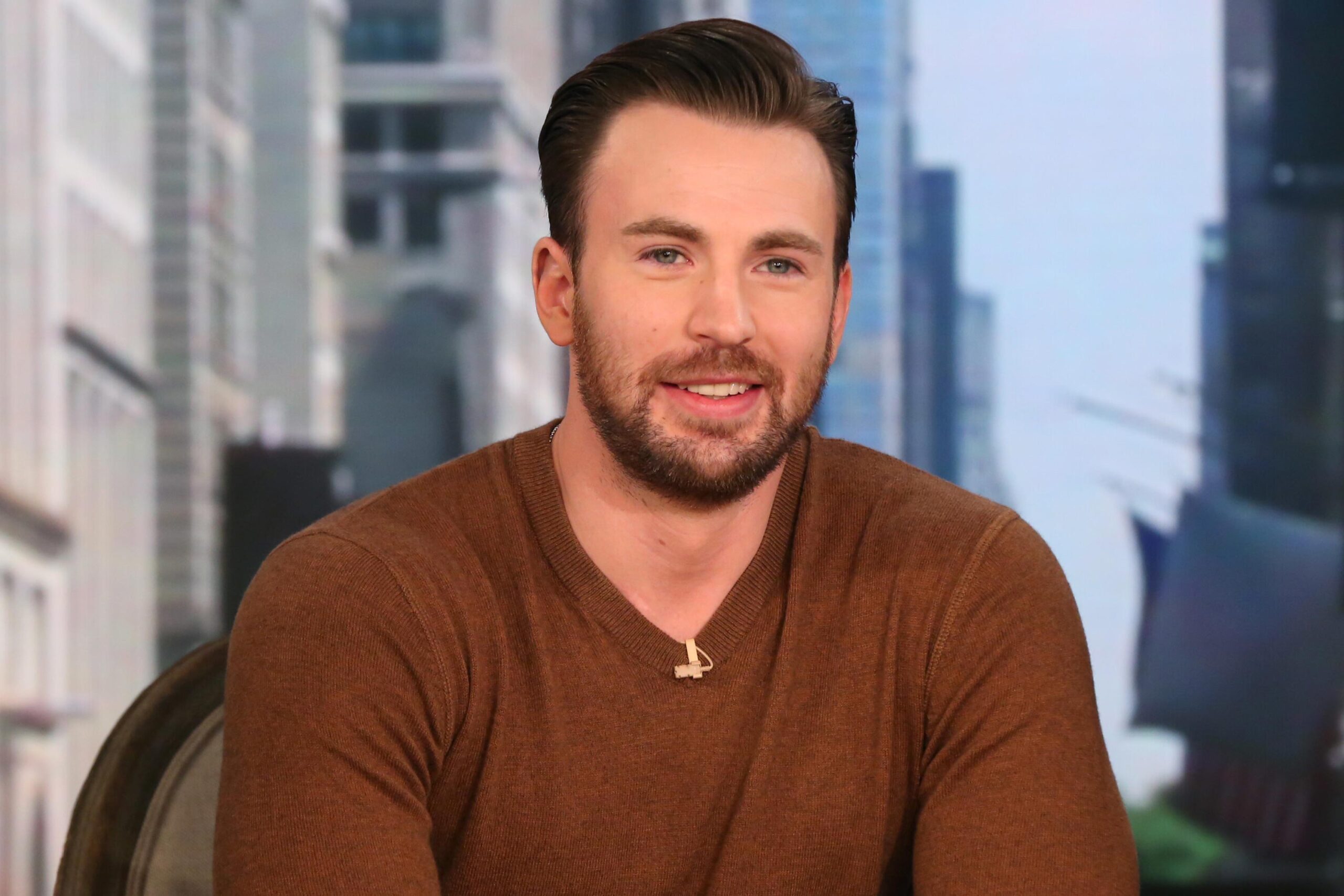 Underrated Chris Evans Films While Waiting For Ghosted - AfterBuzz TV