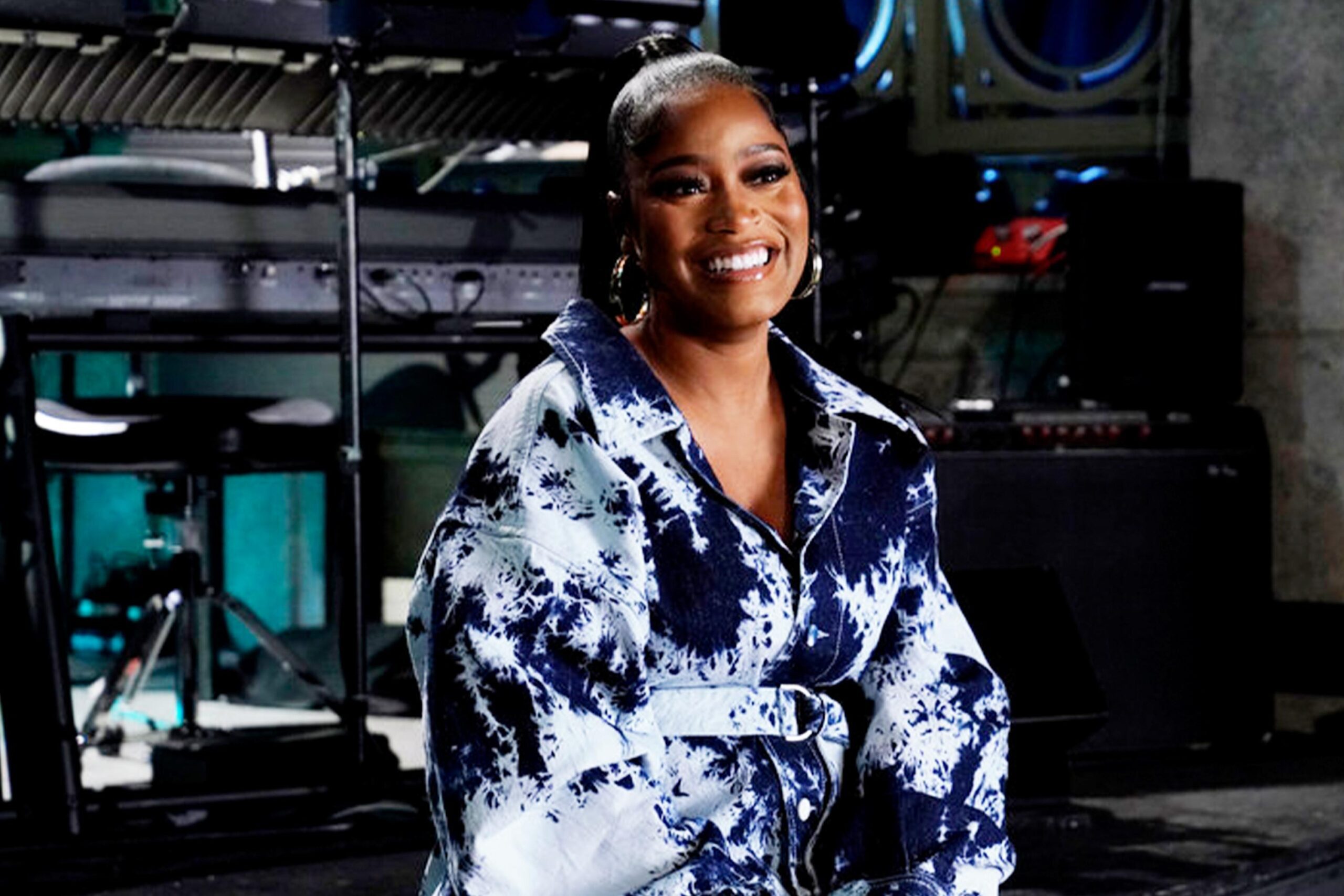 7 Best Chicken Shop Dates With Amelia Dimoldenberg - AfterBuzz TV