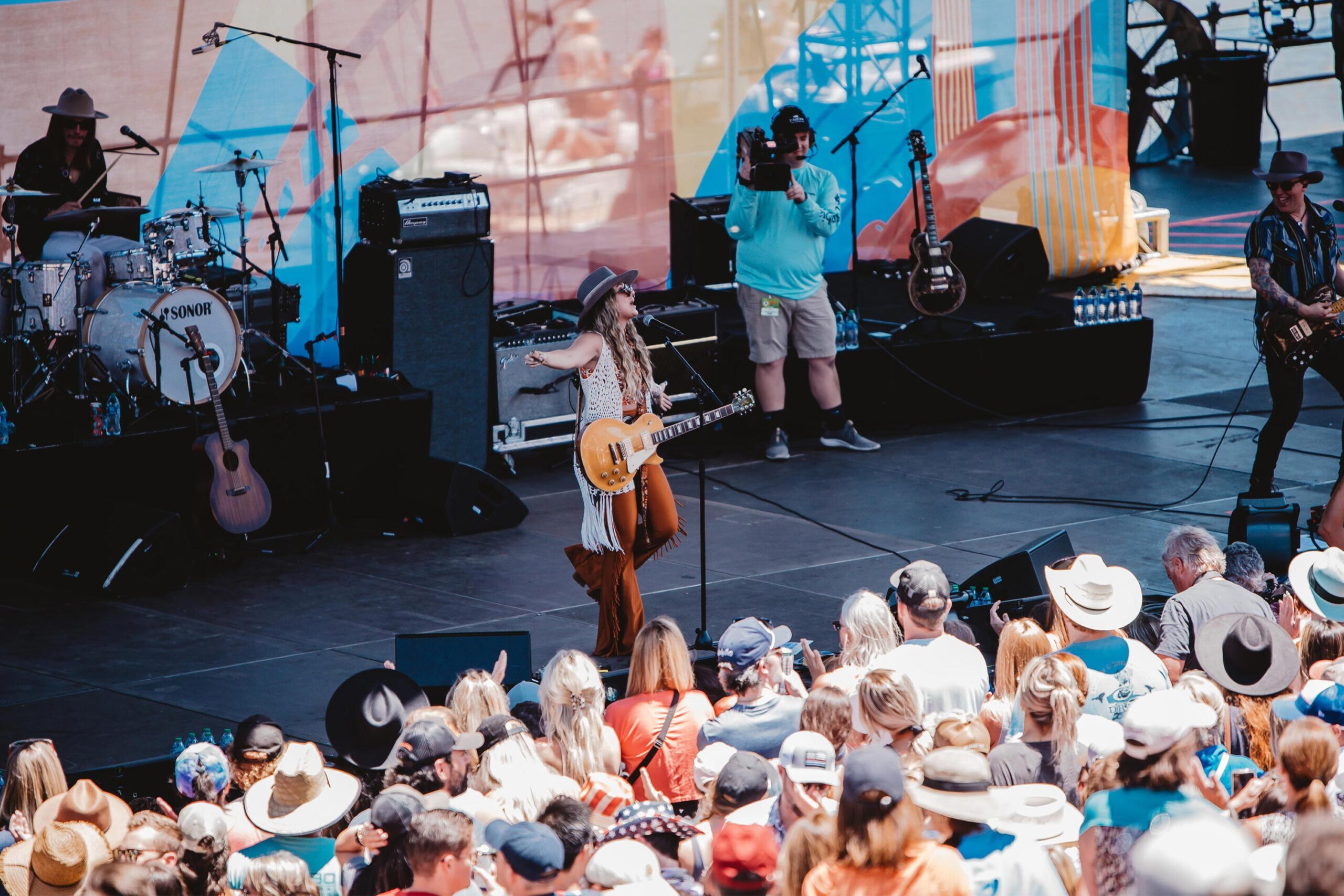 Our Guide to CMA Fest! - AfterBuzz TV