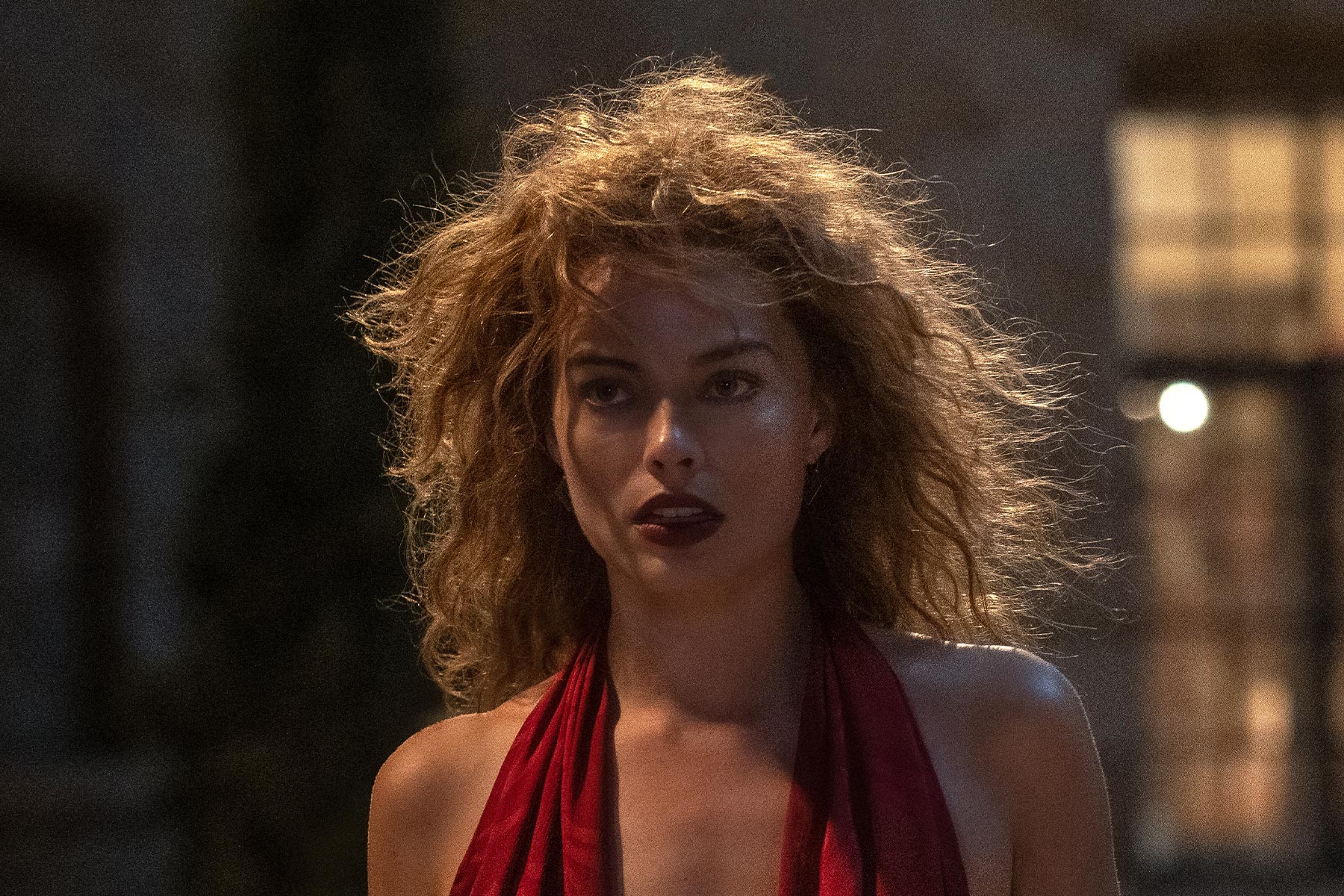 Margot Robbie May Star In Tim Burton’s New Sci-Fi Remake - AfterBuzz TV