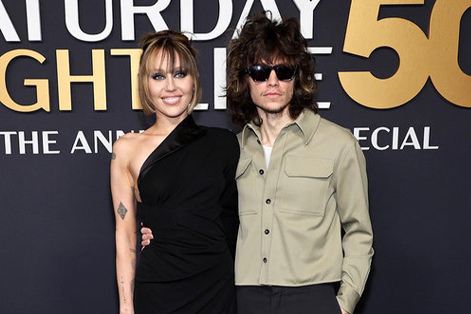 Miley Cyrus And Maxx Morando Announce Their Engagement - AfterBuzz TV